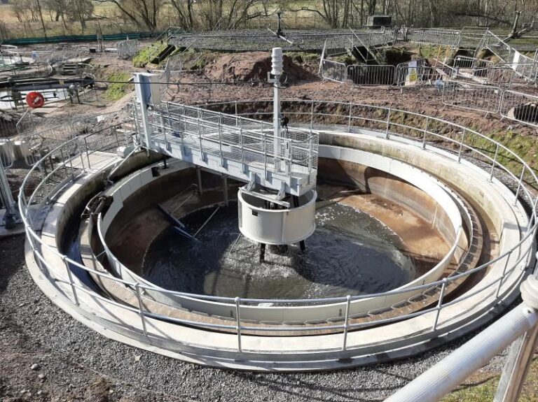 Colloide install rotating half bridge scraper systems at Earlston WwTW ...